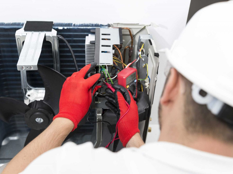 Reparatii vitrine frigorifice Bucuresti - Servicii reparatii frigidere